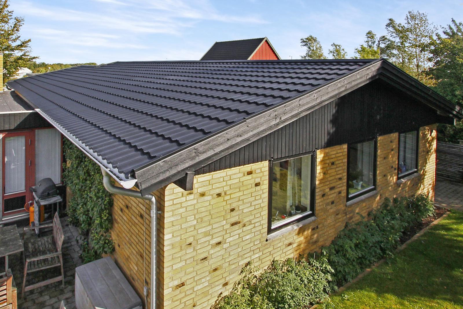 Nyt Decra Elegancetag blev på villaen i Roskilde» Jydsk Tagteknik