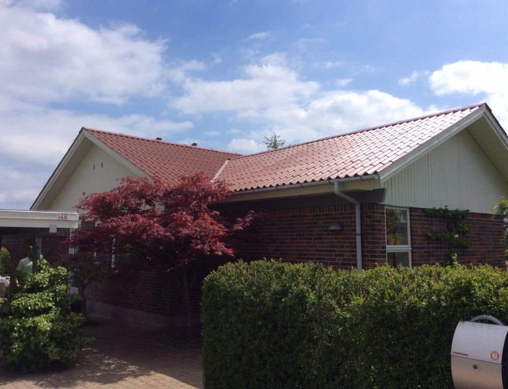 Renovering af B7 eternit plader i Hvalsø – Jydsk Tagteknik