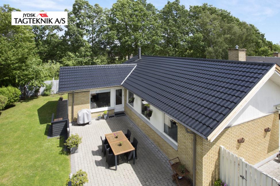 Flot Decra Elegance tag på parcelhus i Ishøj - Jydsk Tagteknik