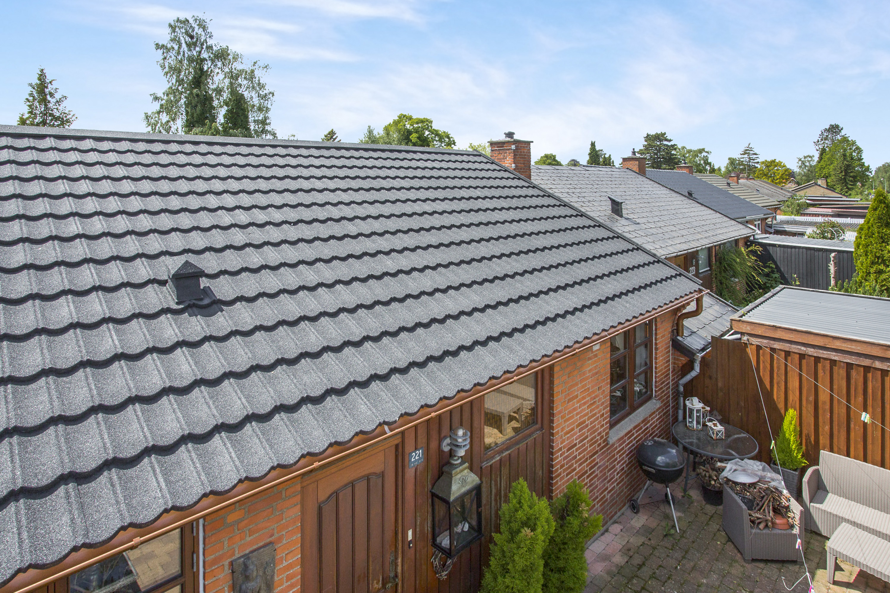 Nyt sort Decra Classic i Brøndby Strand - Jydsk Tagteknik