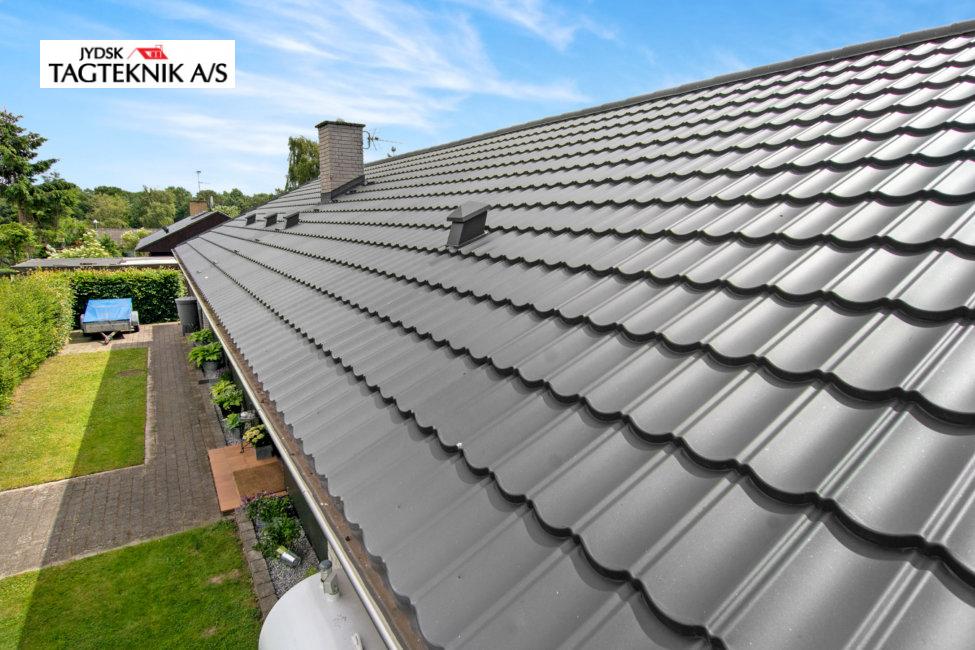 Nyt Decra Elegance på villa i Hillerød - Jydsk Tagteknik